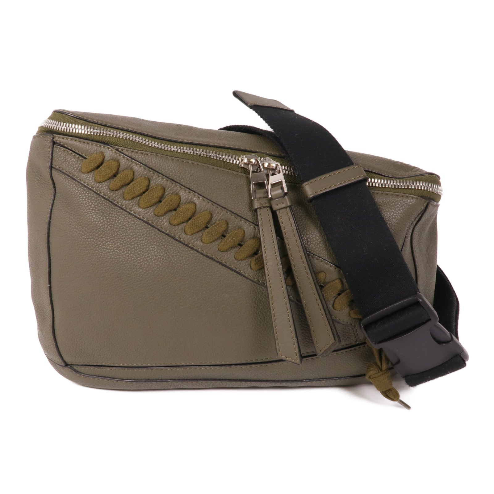 LOEWE 牛皮皮革Puzzle Sling Bag銀扣肩背袋 – Brand Off Hong Kong Online Store