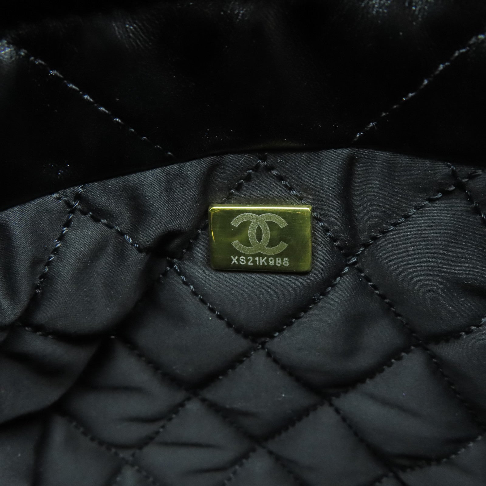 CHANEL 菱格牛皮皮革Mini C22金扣鏈帶肩背袋黑色 – Brand Off Hong Kong Online Store